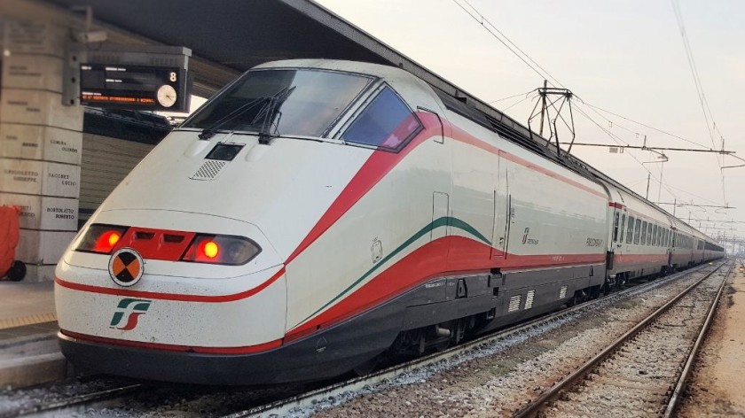 Travelling on Italian Intercity trains | ShowMeTheJourney
