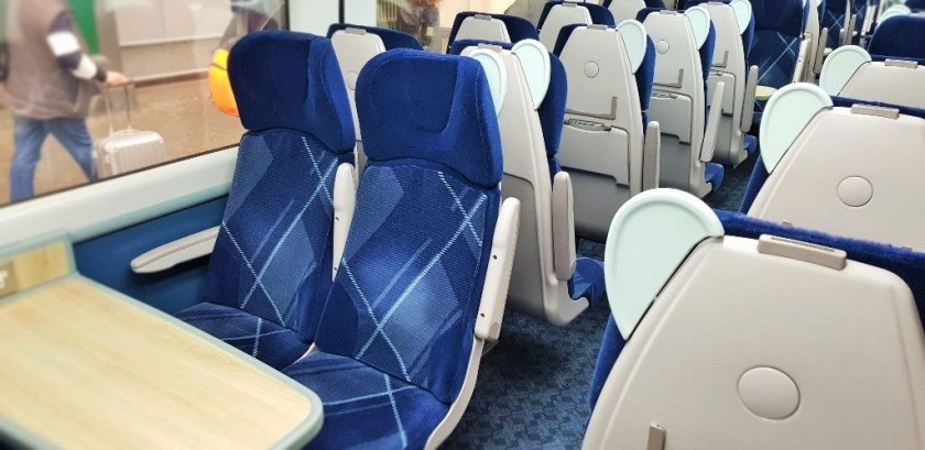 Travelling by Inter7City trains in Scotland | ShowMeTheJourney