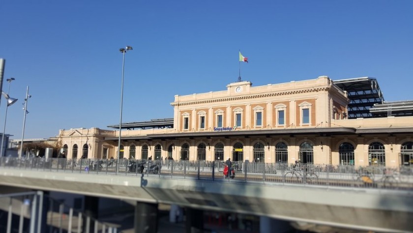 Using the main railway station in Parma | ShowMeTheJourney