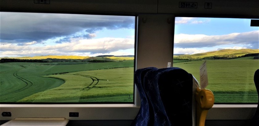 How to take the train journey from Glasgow to Inverness | ShowMeTheJourney