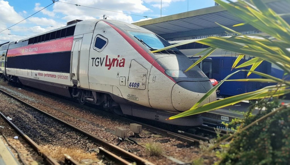 Good to know about taking Lyria trains | ShowMeTheJourney