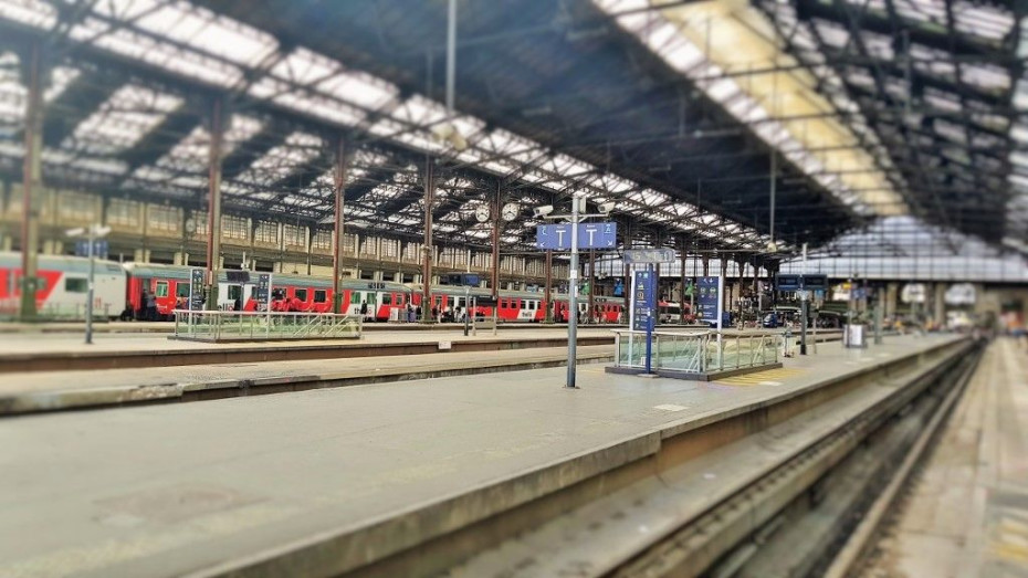 To Paris from Lyon by train | ShowMeTheJourney