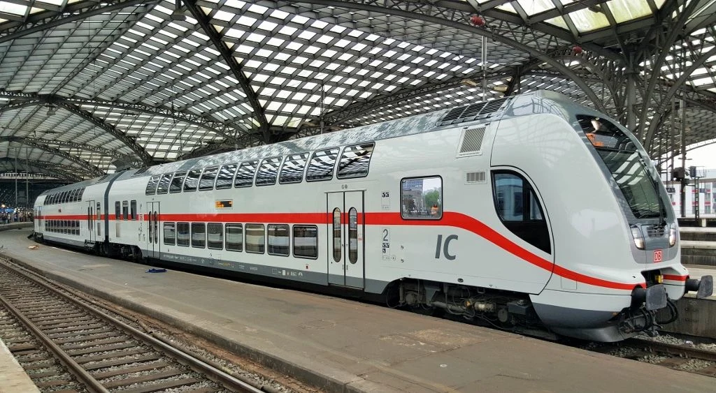 Travelling on the IC trains in Germany | ShowMeTheJourney