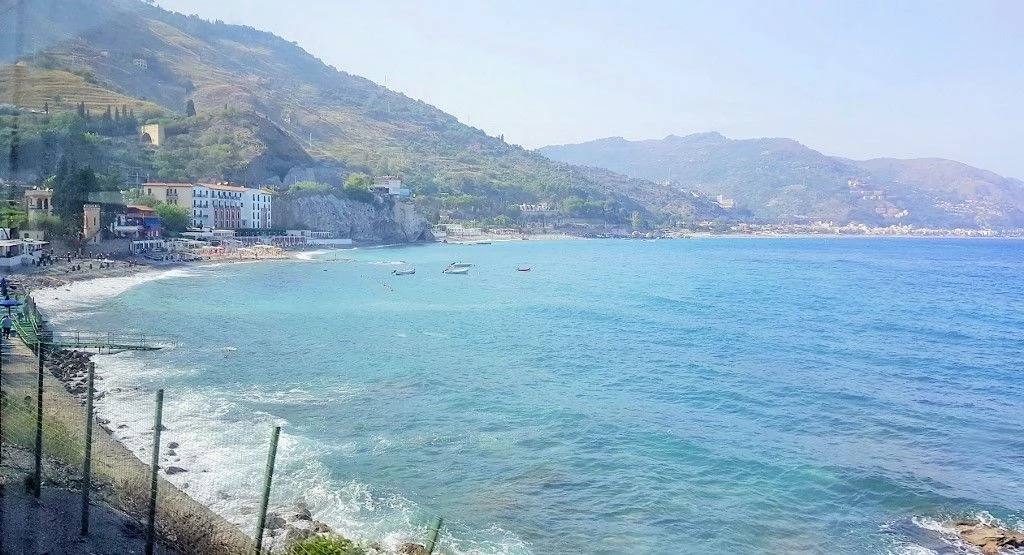 How to take the train journey from Rome to Taormina | ShowMeTheJourney