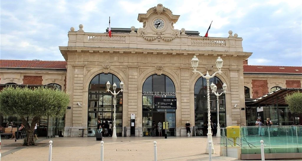 Toulon | ShowMeTheJourney